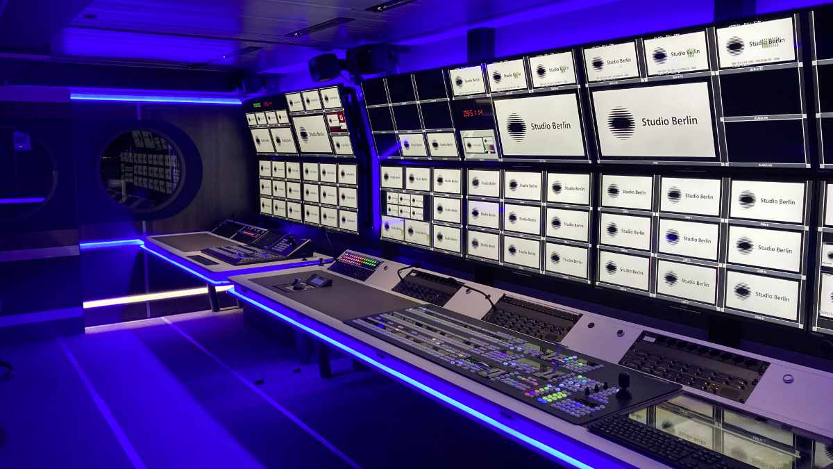Studio Berlin erweitert Ü-Wagenflotte mit dem Ü10 - EventElevator