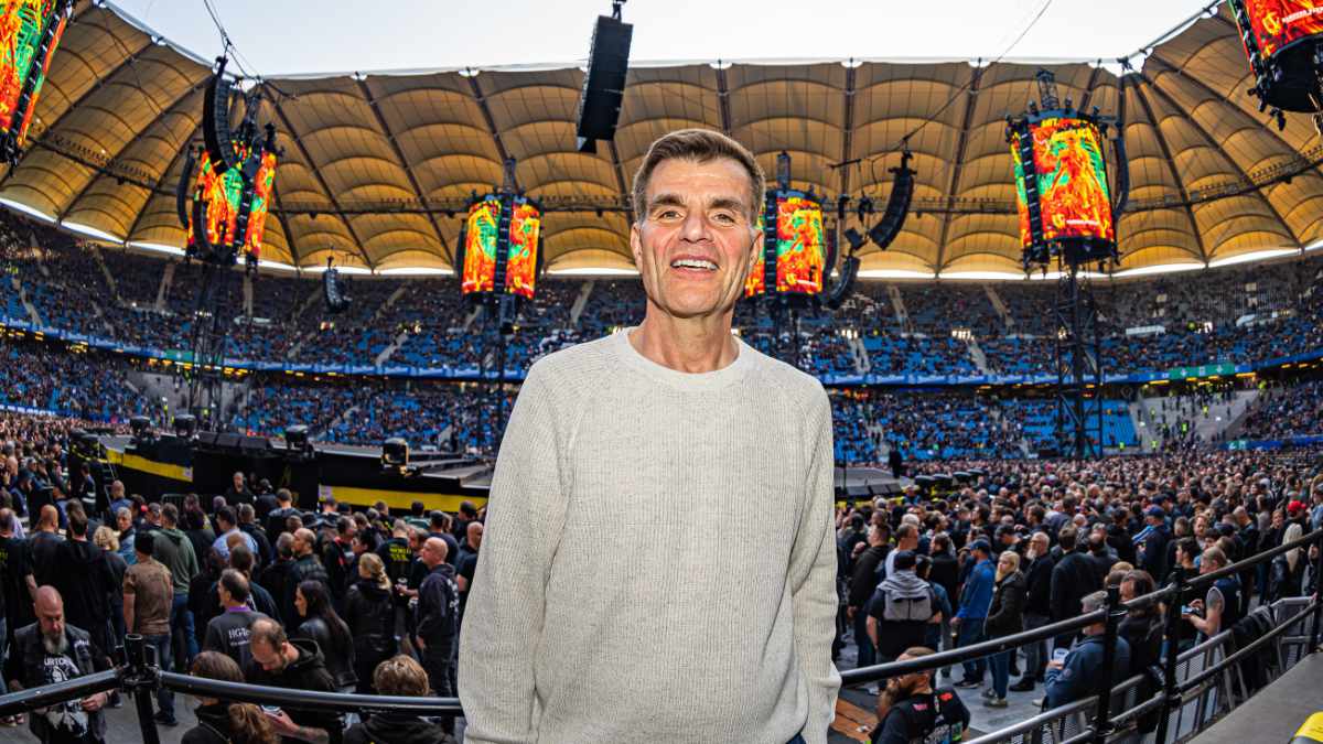 Metallica tourt mit PANTHER von Meyer Sound - EventElevator